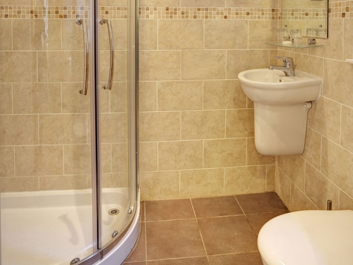 Lockerbie Manor Residential 9 th 13 th March