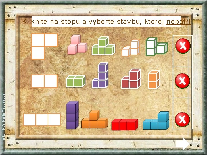 Stavby z kociek Stopa a strecha stavby Stopa