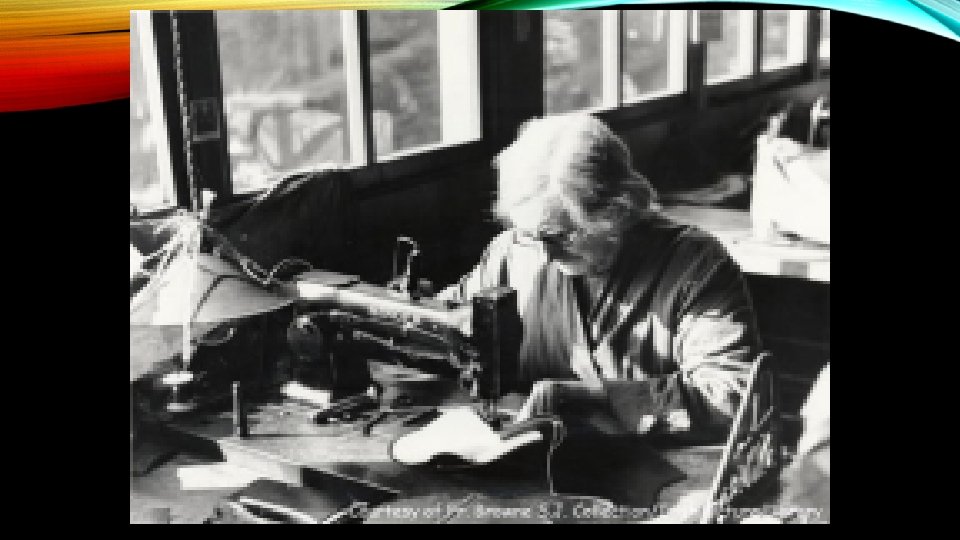 CLOTHES IN THE PAST History The clothes worn