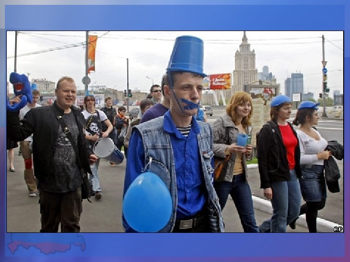 Moscow protesters wear blue buckets in traffic protest