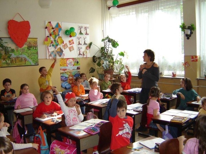 Teaching in Romania Since 1992 Romania undertook great
