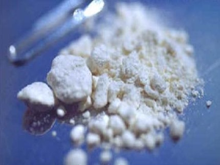 DROGA UM PROBLEMA SOCIAL A DROGA CAUSA O