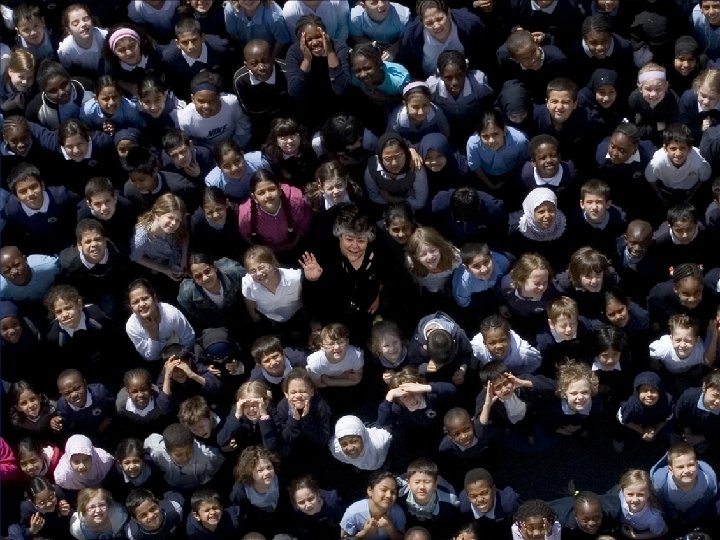 UN COMPROMISO CON LA DIVERSIDAD REVA KLEIN CLAPTON