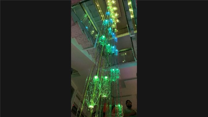 Fluidic Data When Art Meets CERN Data Flows